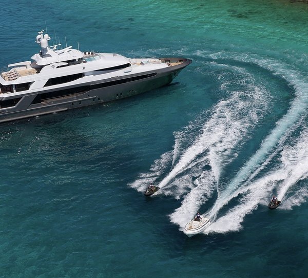 View All The Luxury Yachts Built In Canada | CharterWorld.